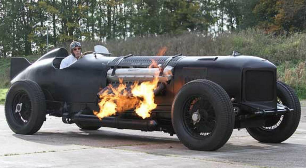 Bentley-Packard com motor V12, de 42 litros e mais de 1.500 cv ...