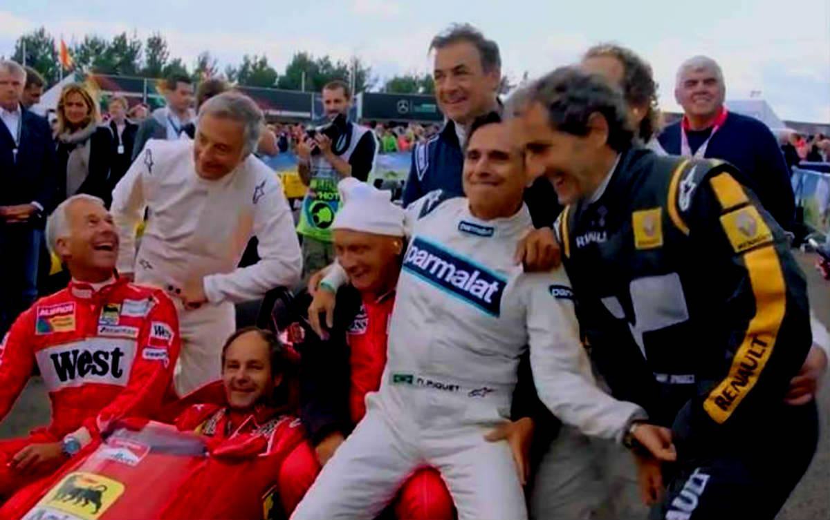 Vídeos espetaculares! Pilotos lendários voltam a guiar seus F-1 ...