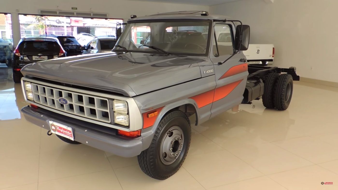 Raridade: Um incrível Ford F-4000 encontrado em estado de 0Km
